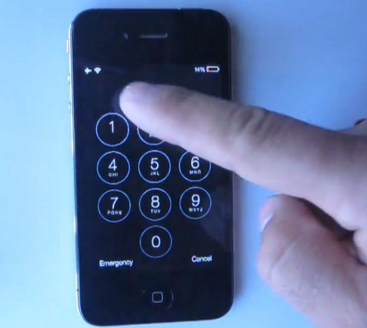 iPhone's iOS 7 Lockscreen hack allows to bypass Security